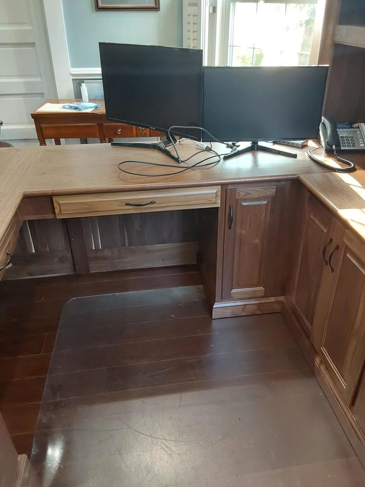 Timeless U-Desk with Fluted Columns & Hutch Option | DutchCrafters