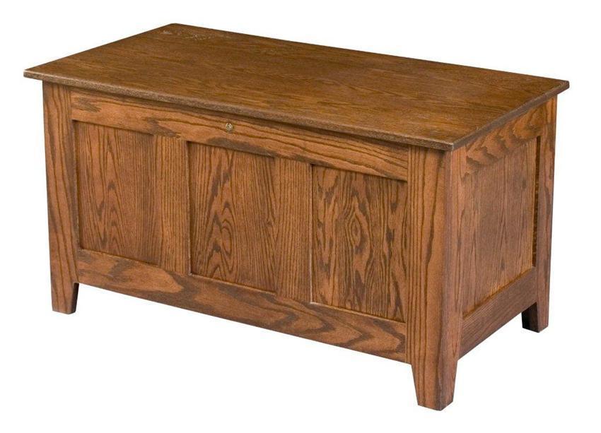 Rustic Cedar Chest for Bedroom Storage | DutchCrafters