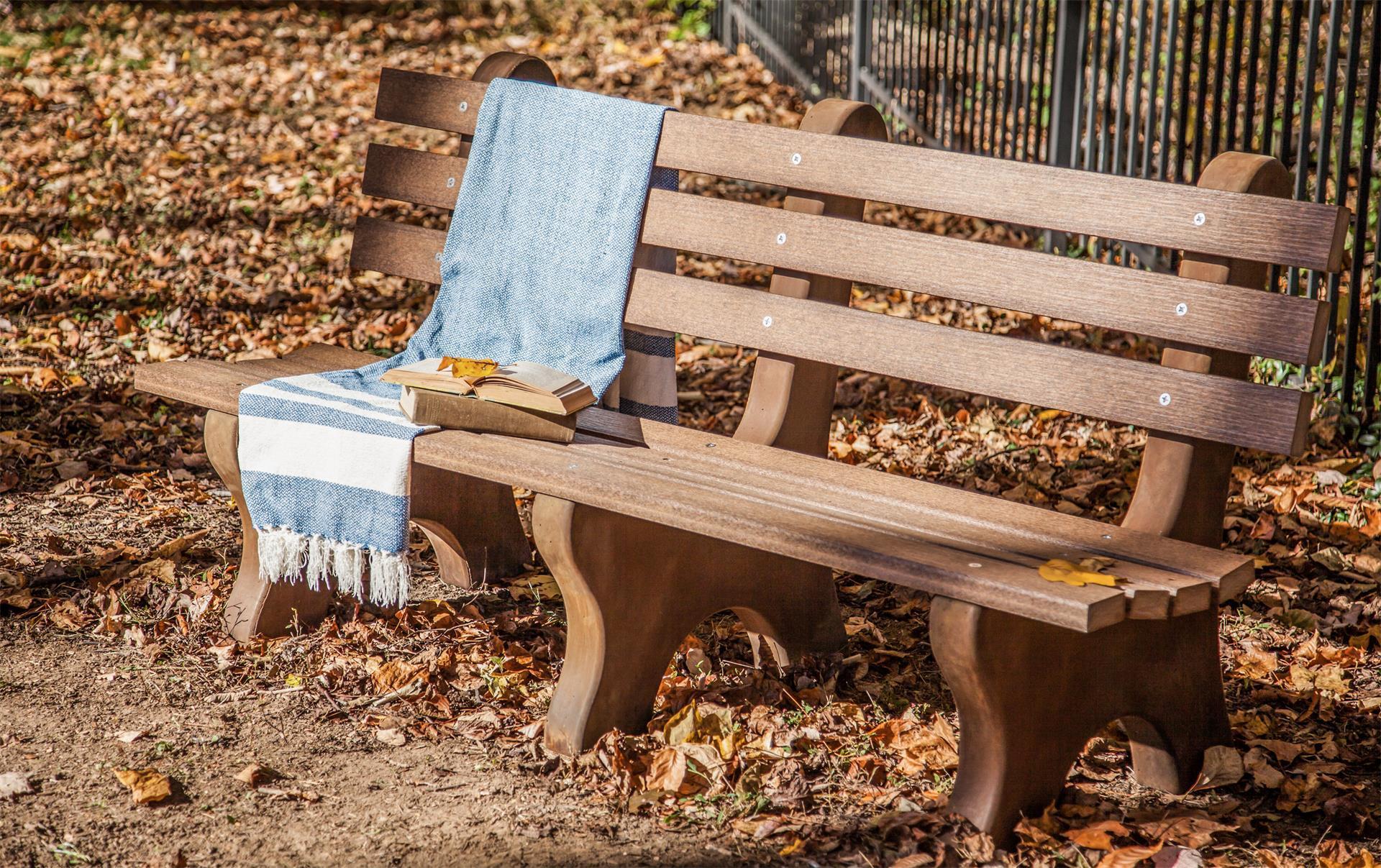 Poly 6' Parkside Bench from DutchCrafters Amish Furniture